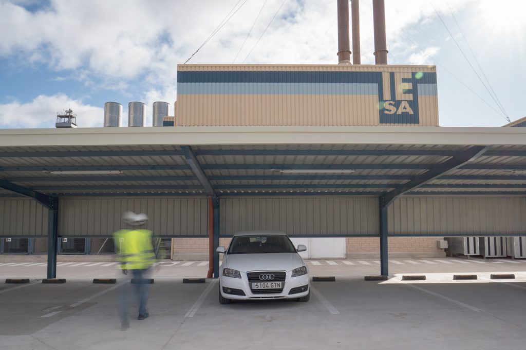 Urbanización y estructura de cubierta en aparcamiento - Intermalta (San ...